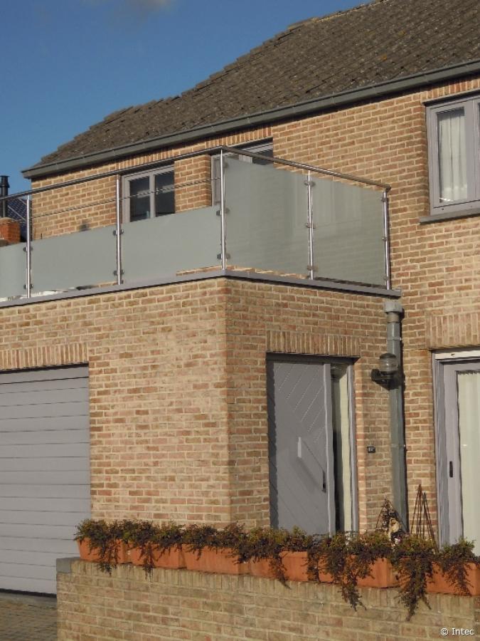 Intec Inox | Trappen, leuningen en balustrades - Balustrades Glazen ...